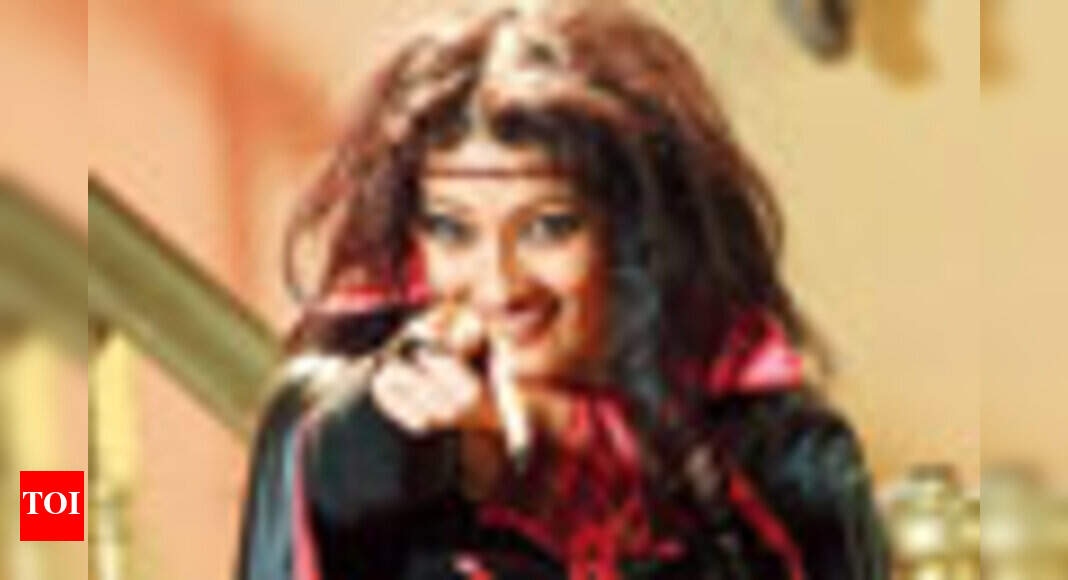 Chulbuli Chudail on the prowl! - Times of India