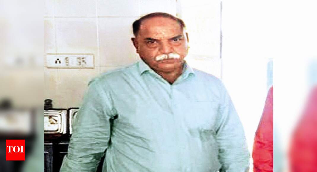 Retired Gujarat cop Tarun Barot is Covid philanthropist | Ahmedabad ...