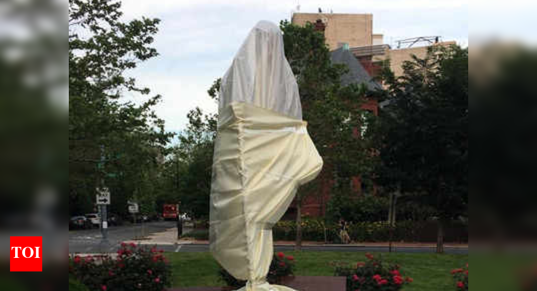 Desecrated Mahatma Gandhi statue in Washington being cleaned - Times of ...