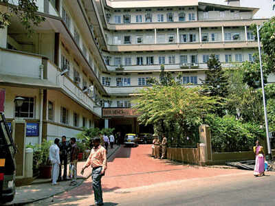 Mumbai: Tata hospital operates on 494 cancer patients in lockdown ...