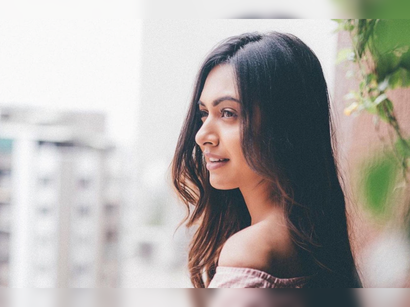 These are challenging times for actors: Alisha Prajapati | Gujarati ...