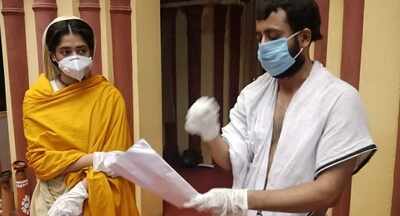 Ditipriya Roy resumes Rani Rashmoni shooting amid safety measures ...