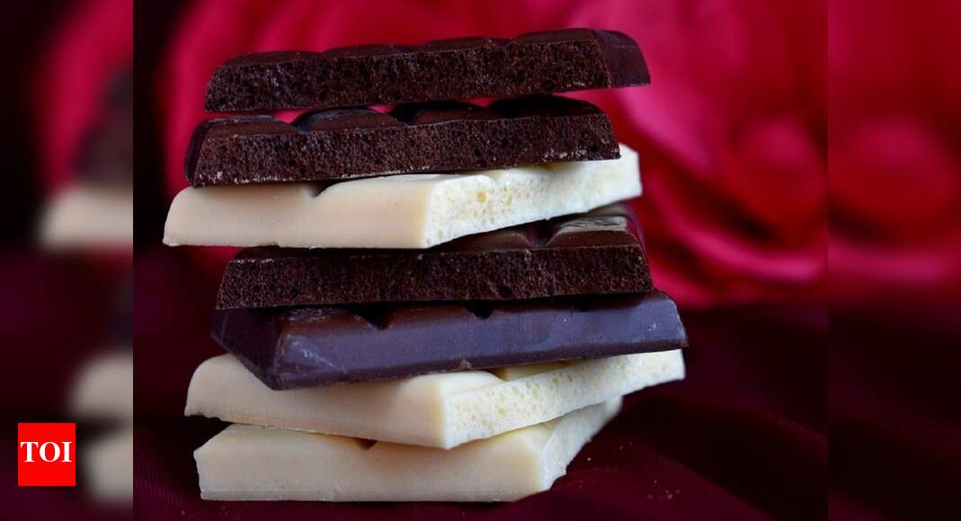 Chocolate compounds to prepare chocolates, cookies & other desserts at ...