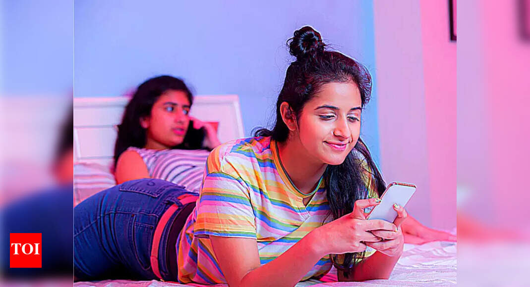 Most Gleeden users waiting for lockdown end to meet their online flings ...