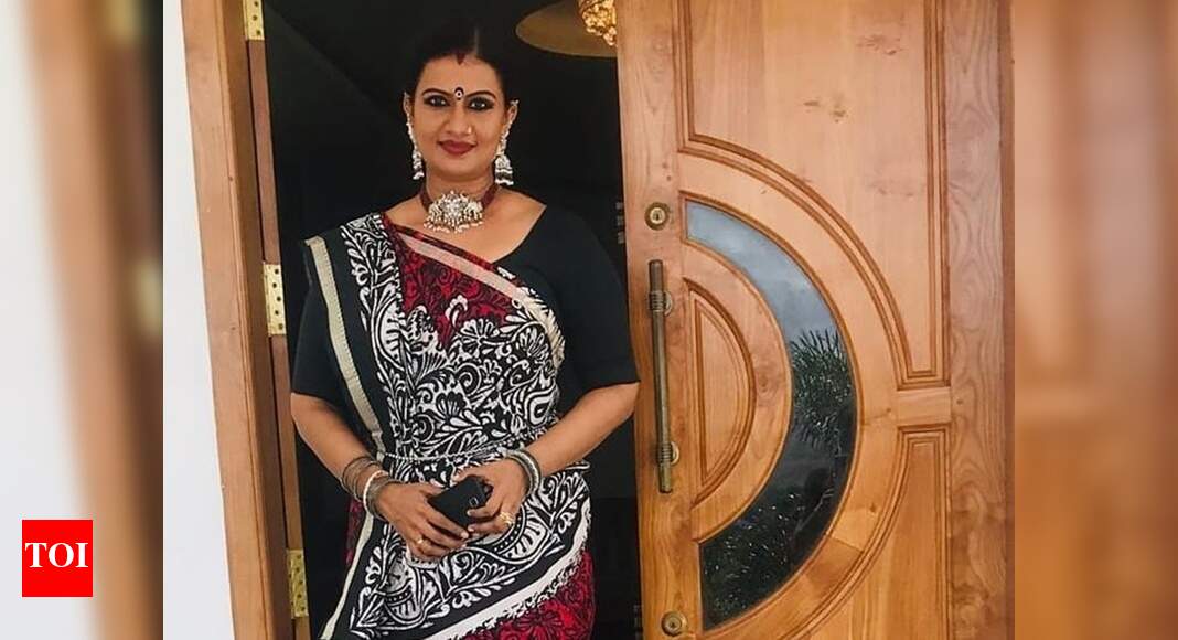 Watch: Devi Chandana revisits her 'Cinemala' memories - Times of India