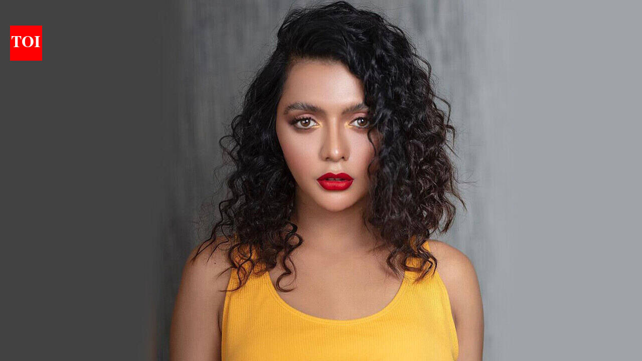 Ruhii Singh (Miss Universal Peace and Humanity 2014) shares how she ...