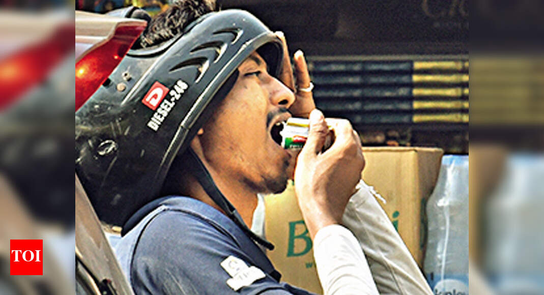 Chewing pan or gutka may cost you Rs 1,000 in Delhi | Delhi News ...