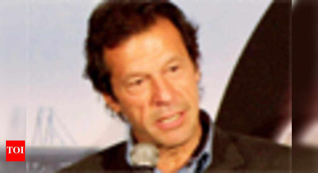 Imran's bat raises Rs 8.5 lakh for Pak flood victims | Off the field ...