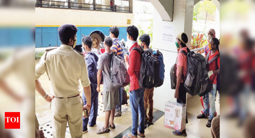 Goa: As migrants leave, Fatorda shelter deserted once more | Goa News ...