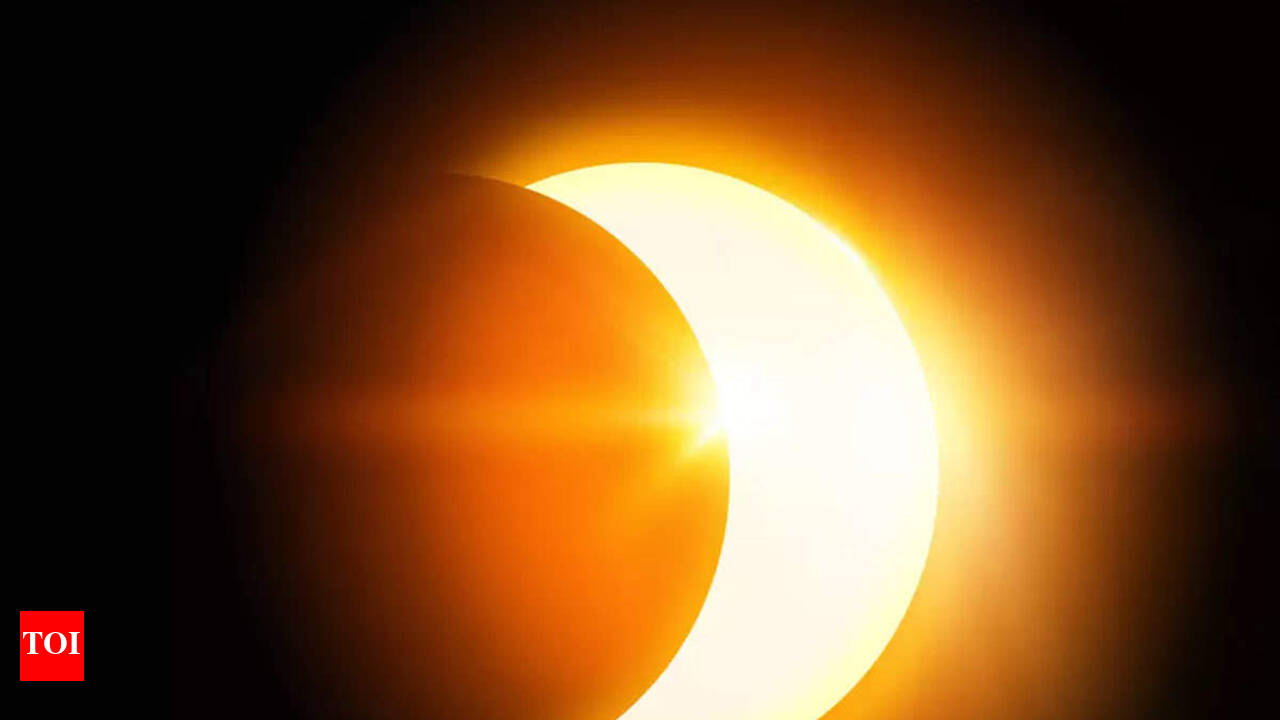 Surya Grahan 2021 Timing In India Surya Grahan Timing In Jhansi: