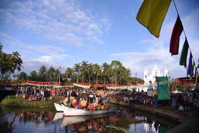 Here's a quick update on the traditional Sao Joao boat parade at Siolim ...