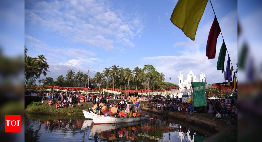 Here's a quick update on the traditional Sao Joao boat parade at Siolim ...