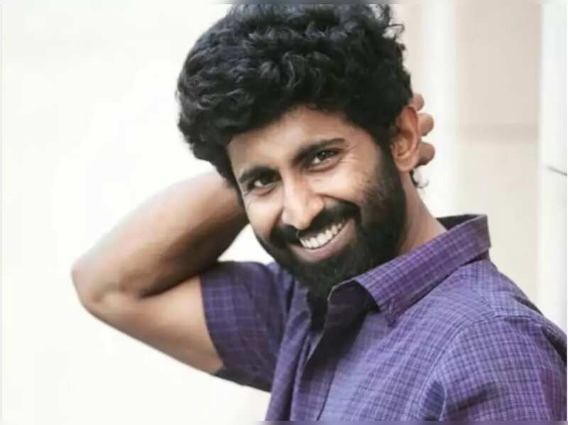 Here's how actor Mahendran wished for Thalapathy Vijay's birthday ...