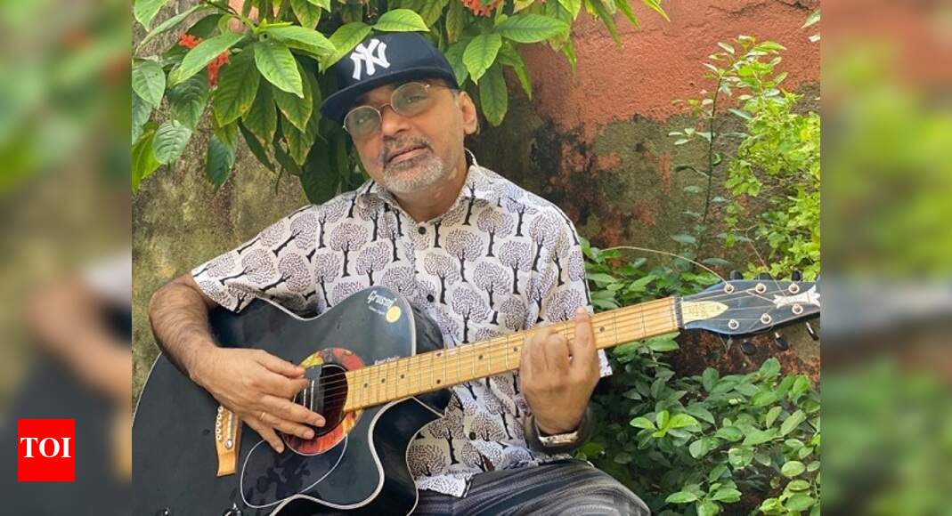 Anindya starts work on his film, gets busy with dubbing | Bengali Movie ...