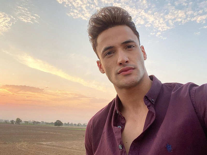 Bigg Boss 13's Asim Riaz looks unrecognizable in this throwback picture ...