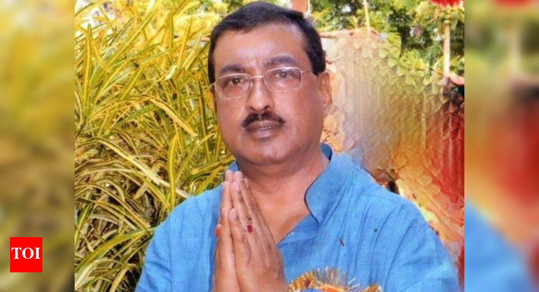 Tamonash Ghosh: Coronavirus claims first MLA in West Bengal | Kolkata News - Times of India