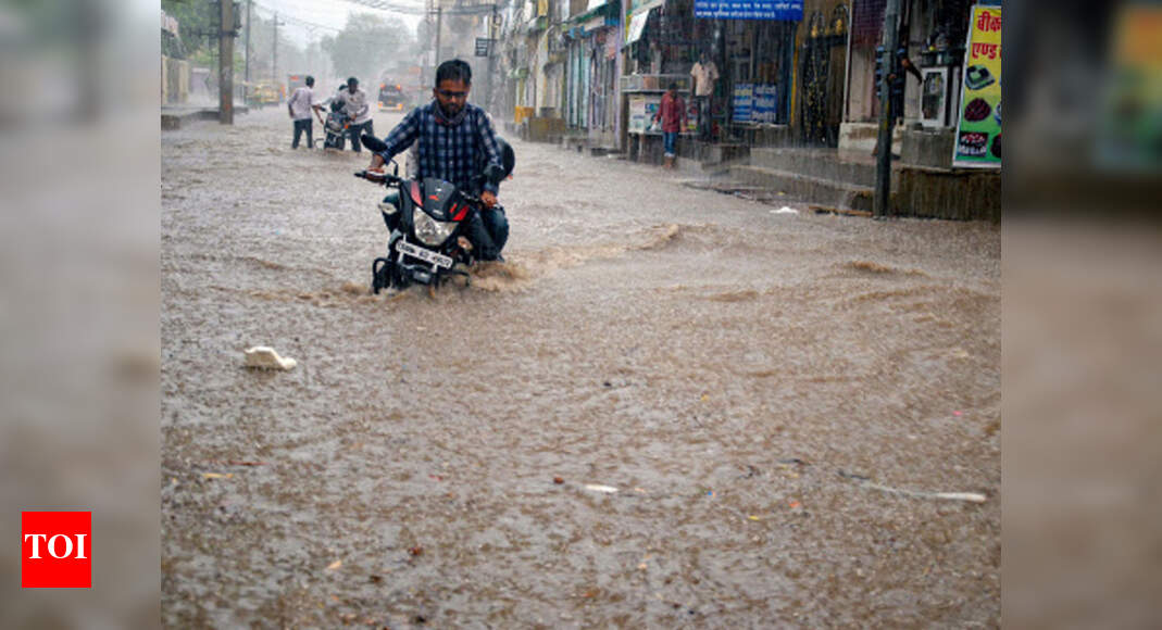 Light to heavy rainfall in parts of Rajasthan | Jaipur News - Times of ...