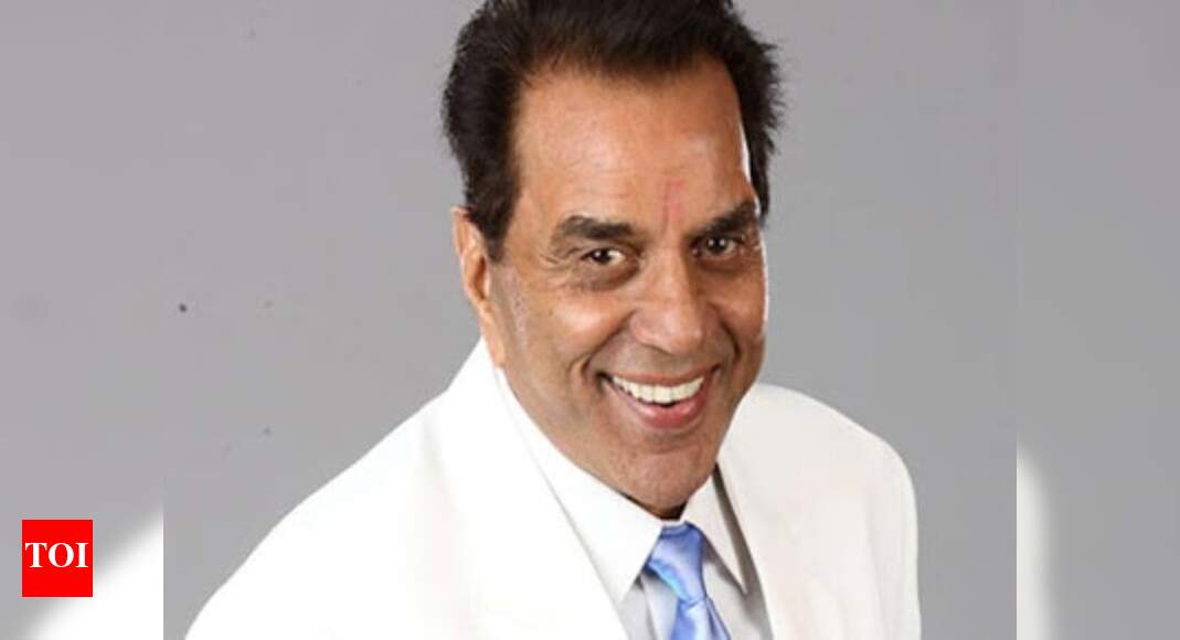 Dharmendra Deol celebrates 45 years of film 'Pratiggya' | Hindi Movie ...