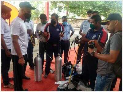 City fire brigade officers get rescue vehicle training | Events Movie ...