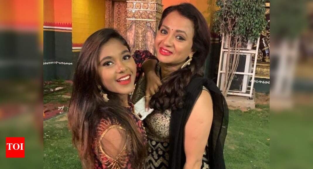 Tuesday Trivia: Did you know actress Vanishree's daughter is a popular ...