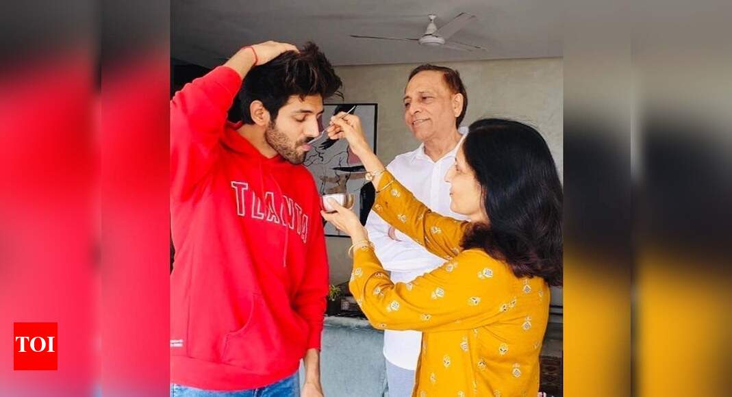 Here's how Kartik Aaryan geared up to watch PM Narendra Modi's address ...