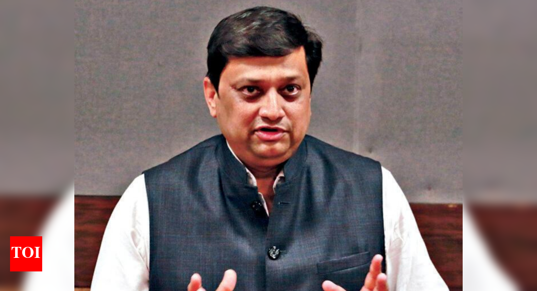 Govt reappoints Himanshu Pandya as Gujarat University VC | Ahmedabad News - Times of India