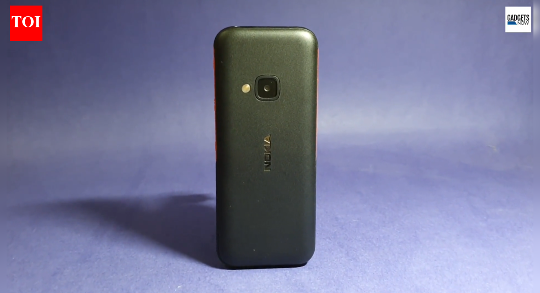 Nokia: Nokia 5310 unboxing and quick look