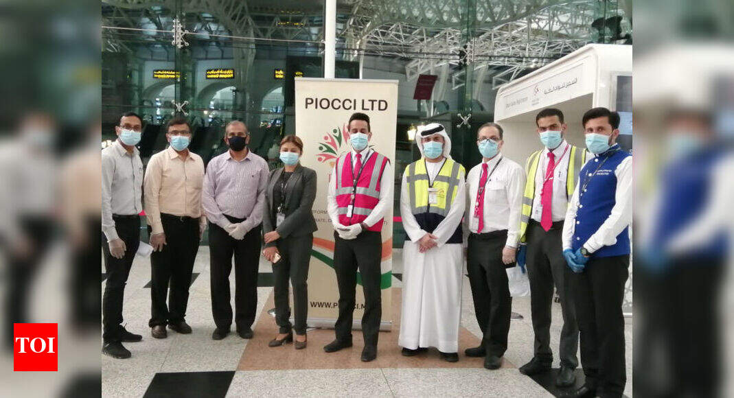 Expat group arranges flights to assist Indian diaspora - Times of India