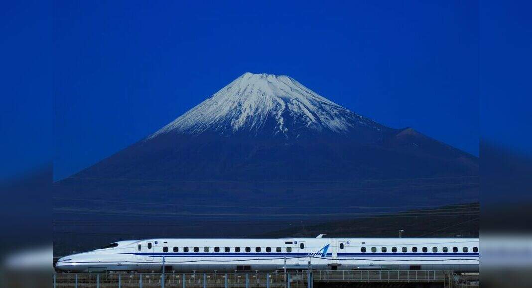 A bullet train launched in Japan can run during an earthquake ...