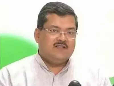 Madhya Pradesh bypolls: Congress state in-charge Mukul Wasnik meets ...