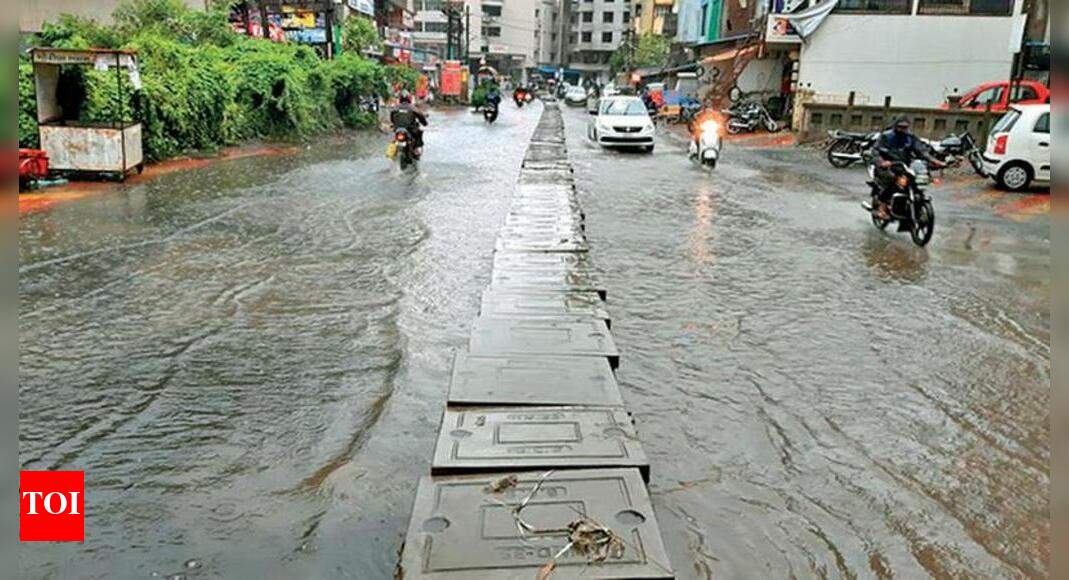 Heavy rain lashes Navsari, Valsad districts | Surat News - Times of India