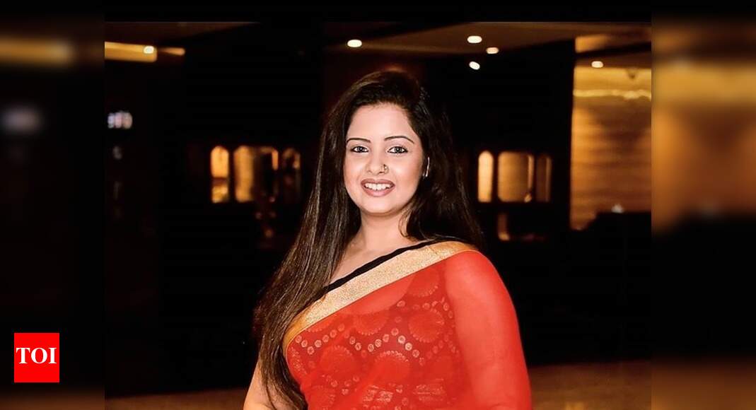 ‘Ke Apon Ke Por’ actress Payel Deb turns a year older - Times of India