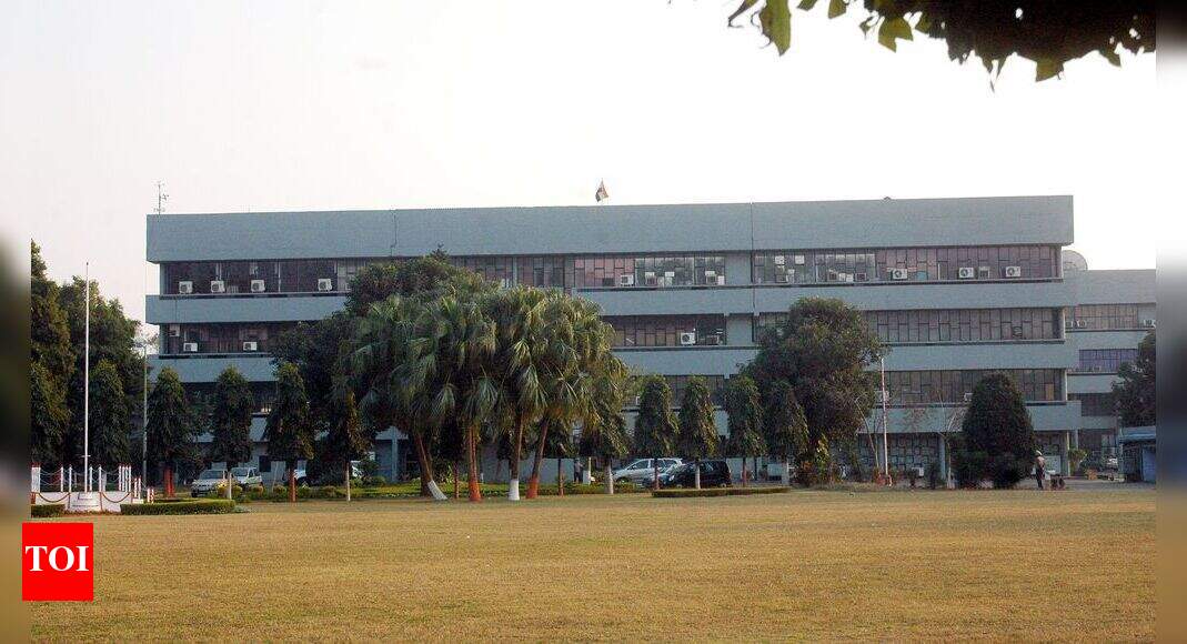 Covid-19: CSIO products can help dentists reopen, make outing safer ...