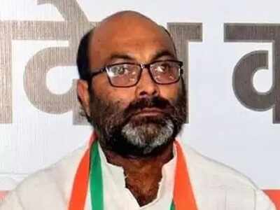 UP assembly polls to be fought under leadership of Priyanka Gandhi ...