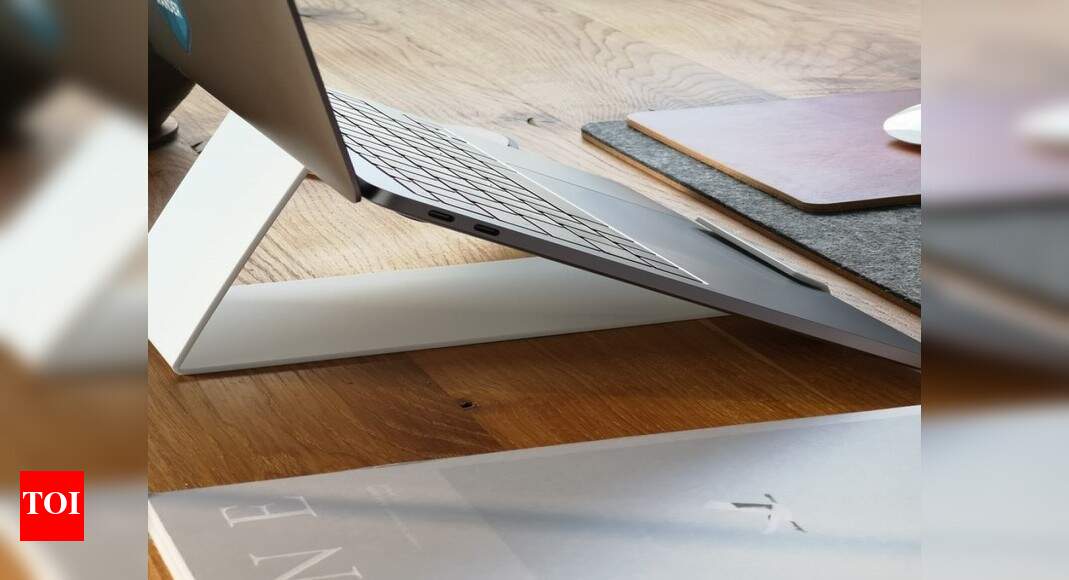 Laptop Stands: Ergonomic laptop stands to position the angle of your ...