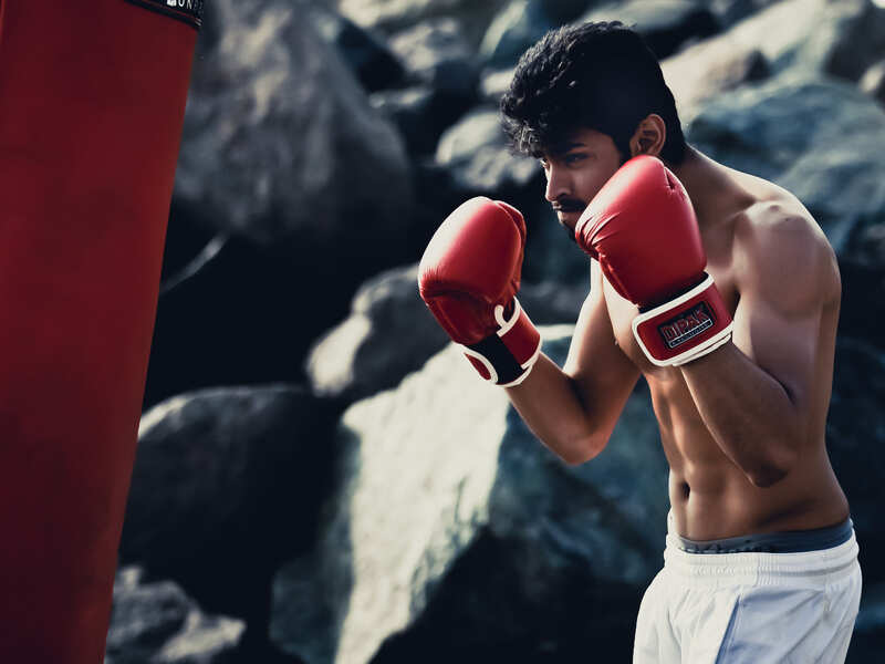 Right-handed Varun trains in southpaw stance for Joshua | Tamil Movie ...