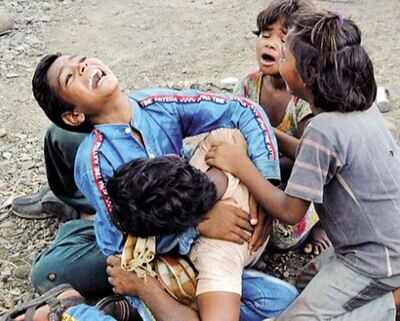 Guna News: Dalit couple takes poison during eviction in Guna | Bhopal ...