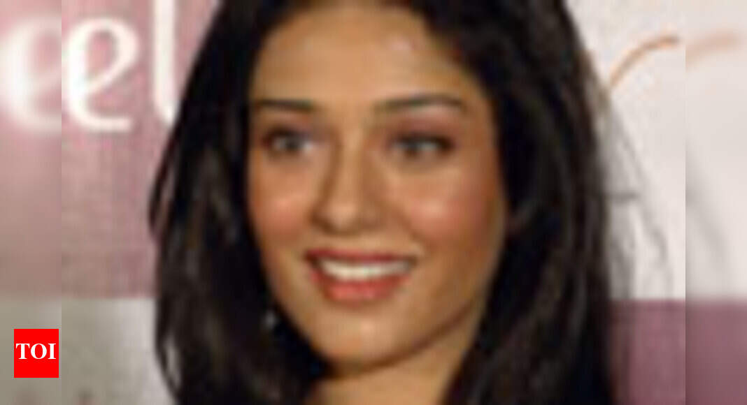 Amrita Rao is back on big screen! | Hindi Movie News - Times of India