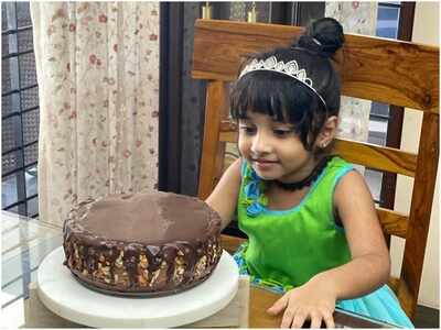 Muktha’s daughter Kiara turns four | Malayalam Movie News - Times of India