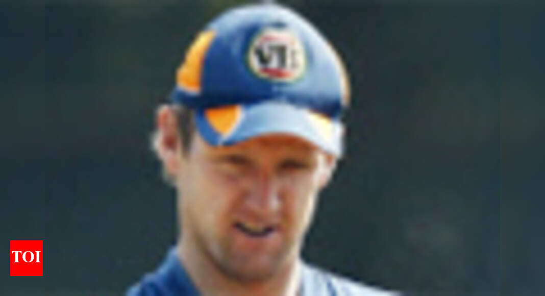 White & Pathan: Study in contrasts | New Zealand in India 2016 News ...