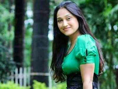 Taarak Mehta Ka Ooltah Chashmah's Dayaben aka Disha Vakani looked like ...
