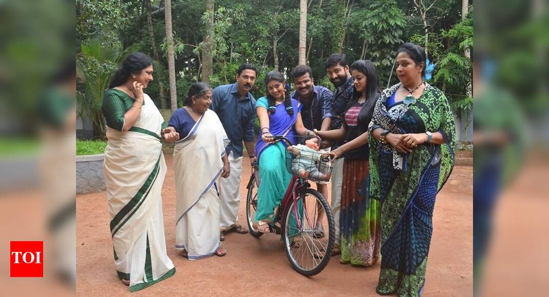 Actor Niranjan Nair recollects his 'Moonnumani' days - Times of India