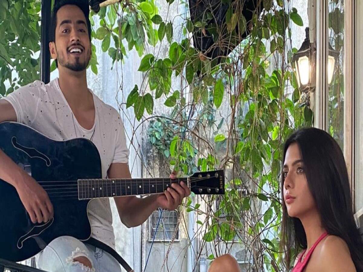 Salim-Sulaiman’s Maangi Duaein surreal new music video ft Ruhii Singh ...