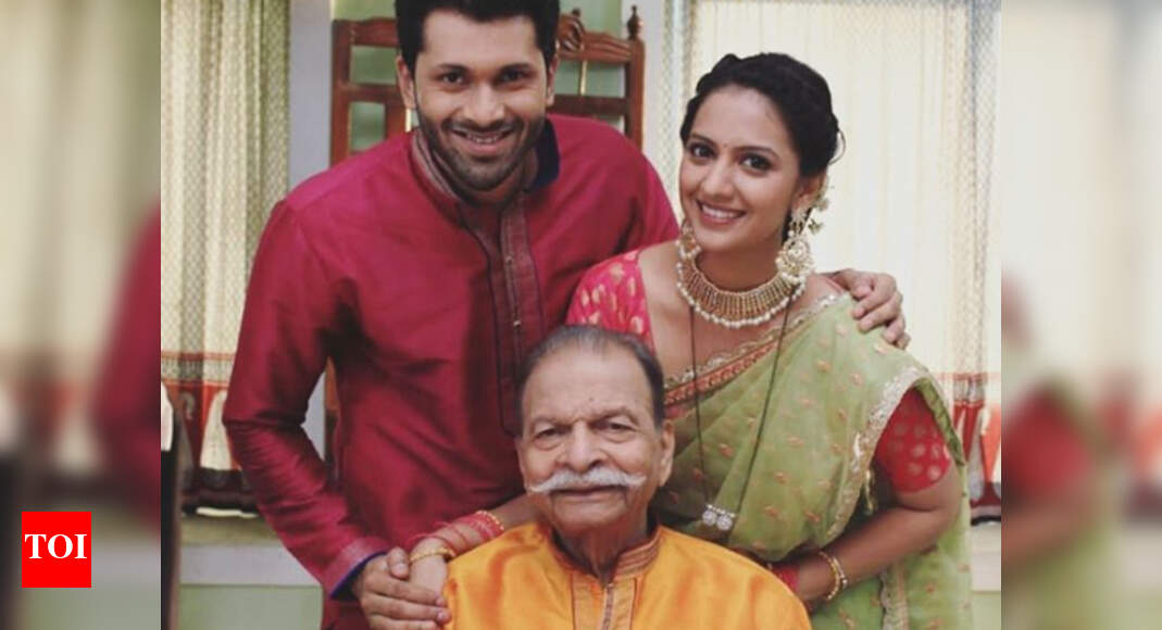 Actor Ashutosh Patki misses veteran actor Ravi Patwardhan on the set of ...