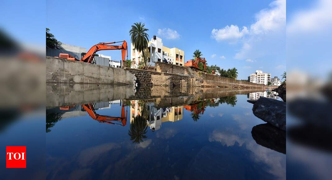 Pune: Irrigation department initiates repair work of Mutha canal wall ...