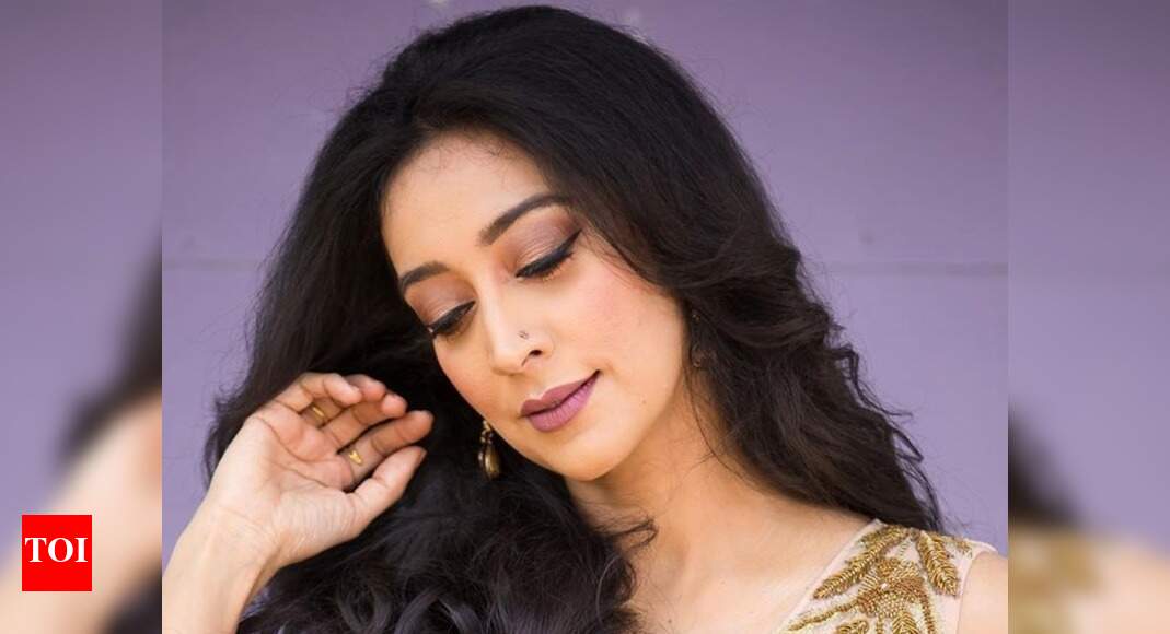 Master Dancer judge Mayuri Upadya misses her TV shows - Times of India