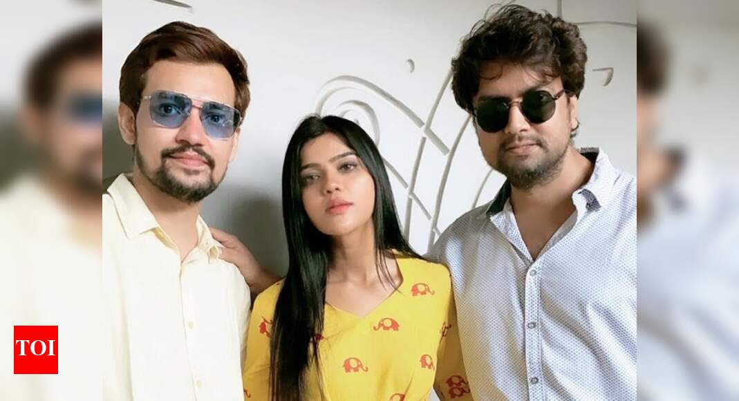 There’s something cooking between Gujarati stars Khushi Shah, Anchal ...