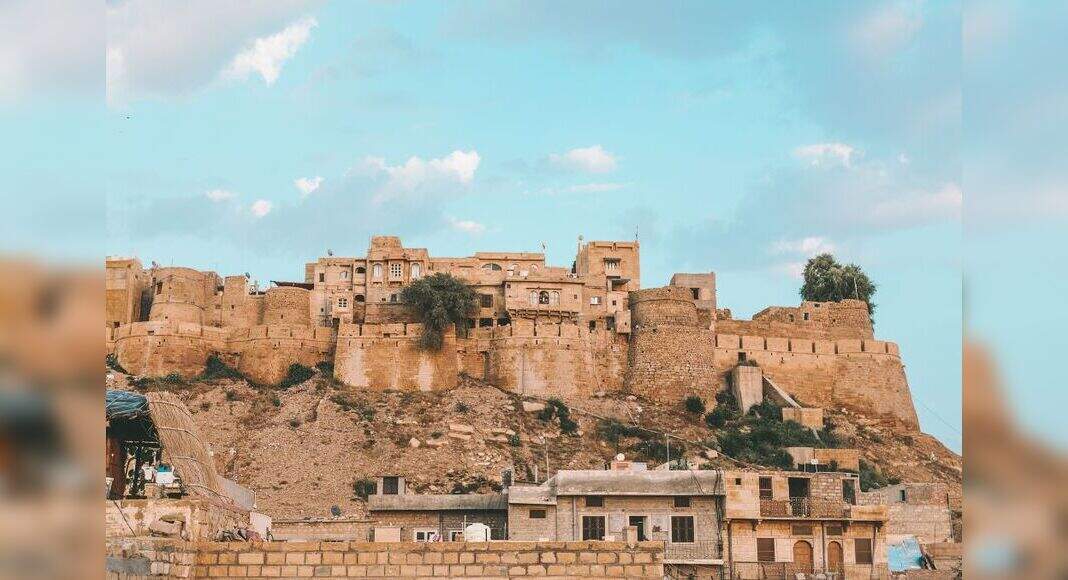 India’s only living fort, where thousands of people live rent-free ...