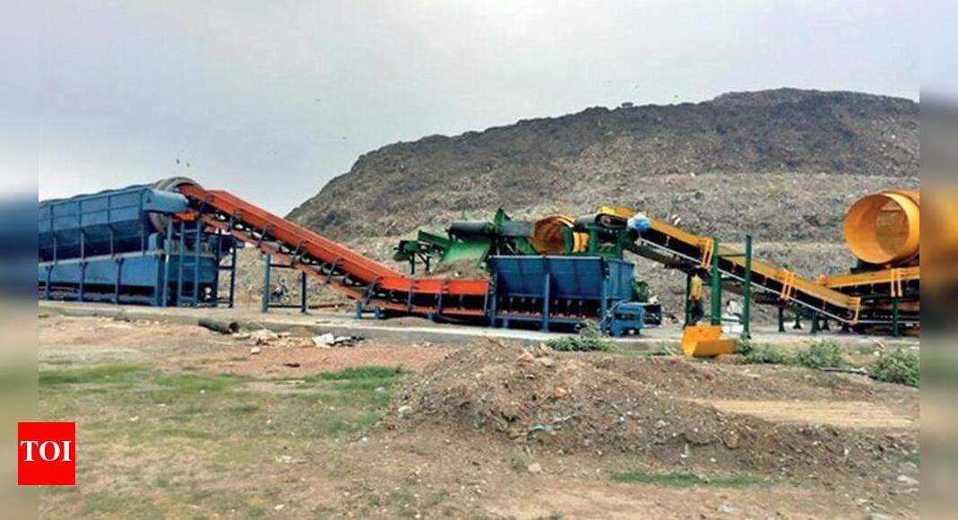 Delhi: ‘Ghazipur landfill’s height brought down by 40 feet’ | Delhi ...