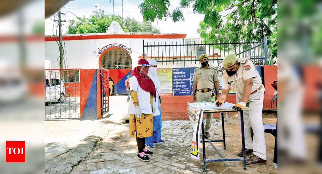 Uttar Pradesh: 127 Jhansi jail inmates test positive for Covid ...